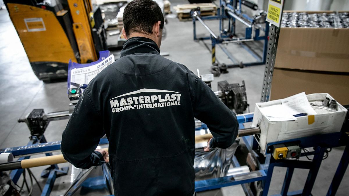 Brutális célár érkezett a Masterplast-részvényekre - Világgazdaság