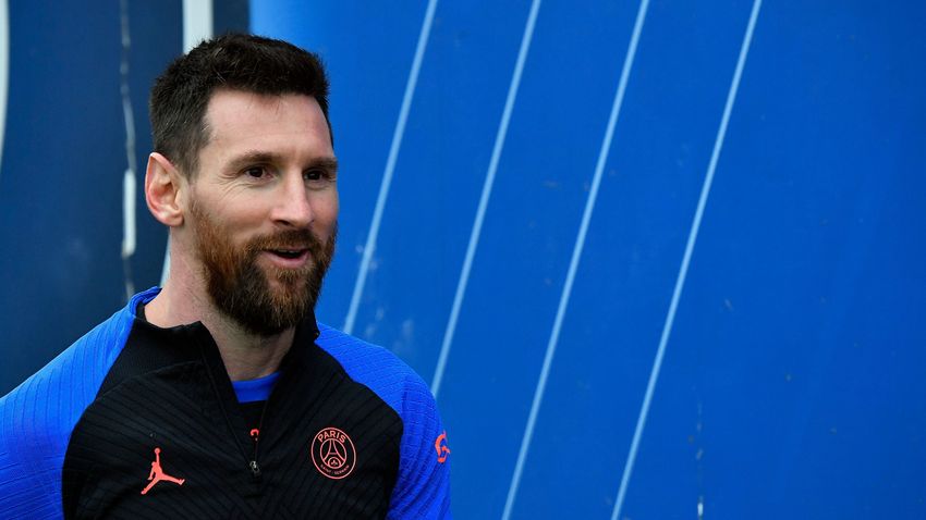 Lionel Messit választották 2022 legjobb labdarúgójának, Ronaldo a ...