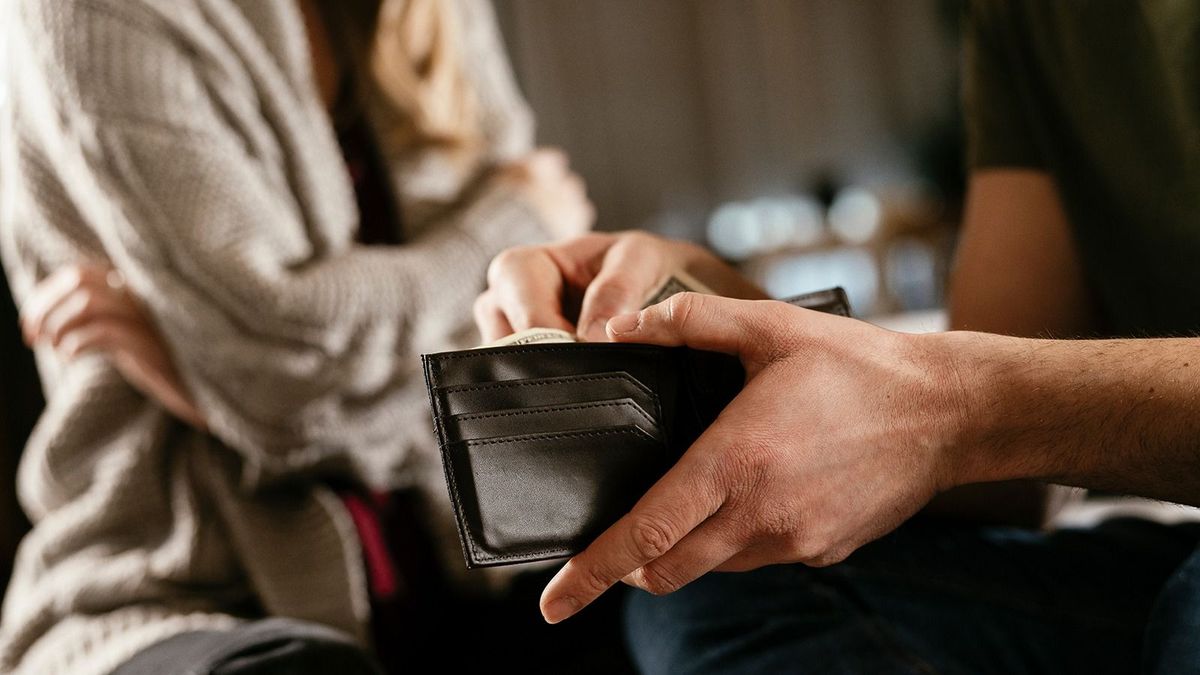 Romlott a magyar lakosság pénzügyi helyzete egy kutatás szerint - Világgazdaság