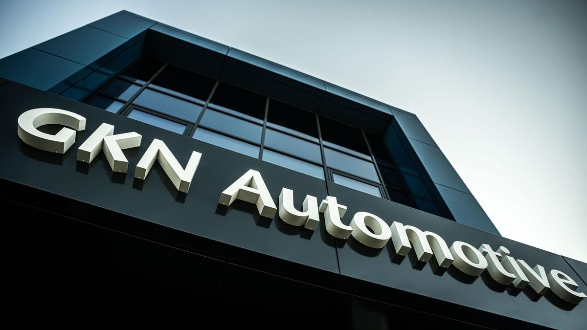 Felavatták a GKN Automotive Hungary Kft. gyárát Felsőzsolcán ...